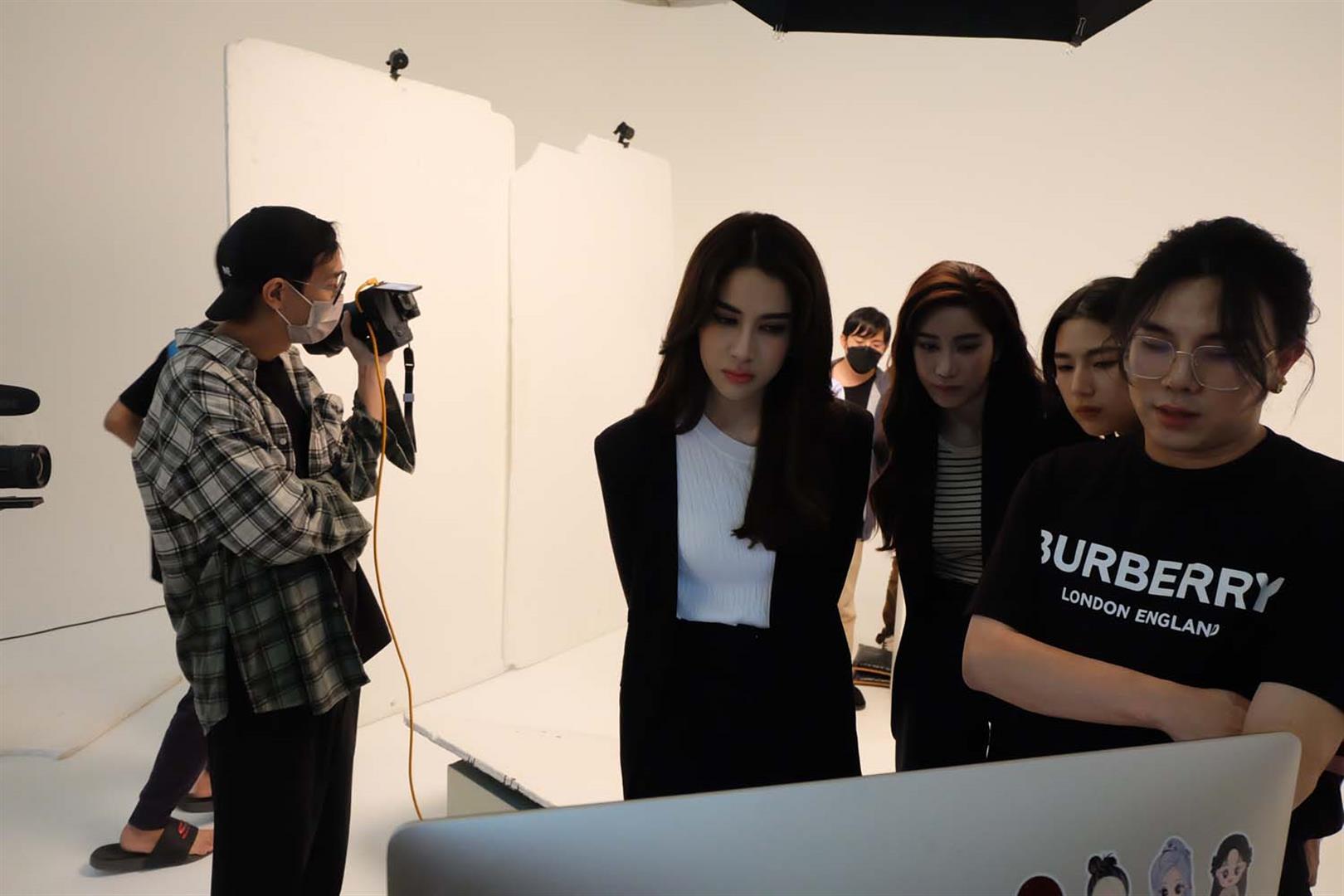 “IS Entertainment” เปิดภาพฟิตติ้ง“Be my Baby สะกิดรักท่านประธาน” เตรียมลงจอ เร็วๆ นี้ ...